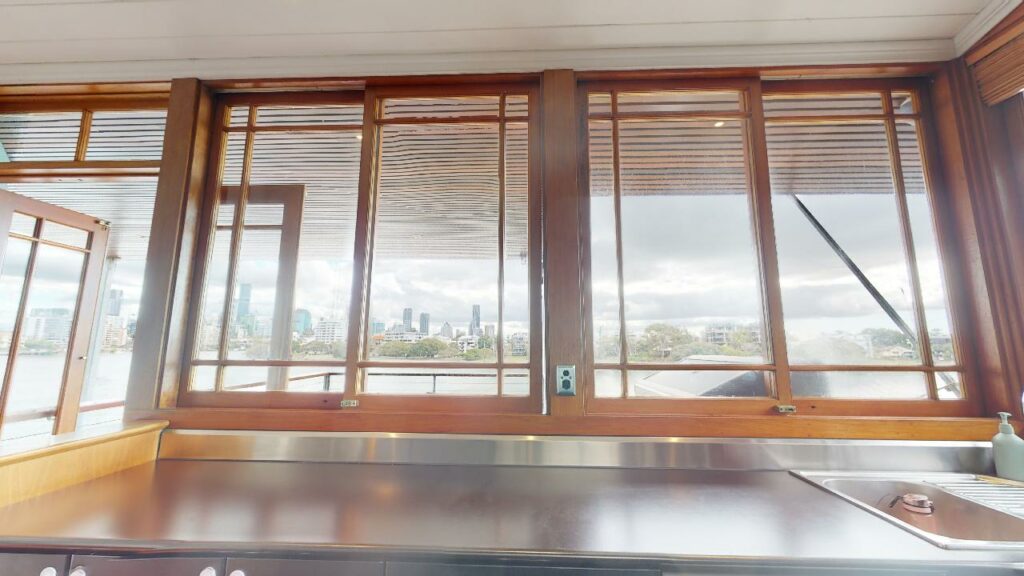 Athena Manor - Mackay & Sons