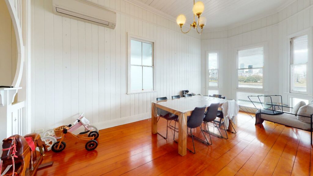 Athena Manor - Mackay & Sons