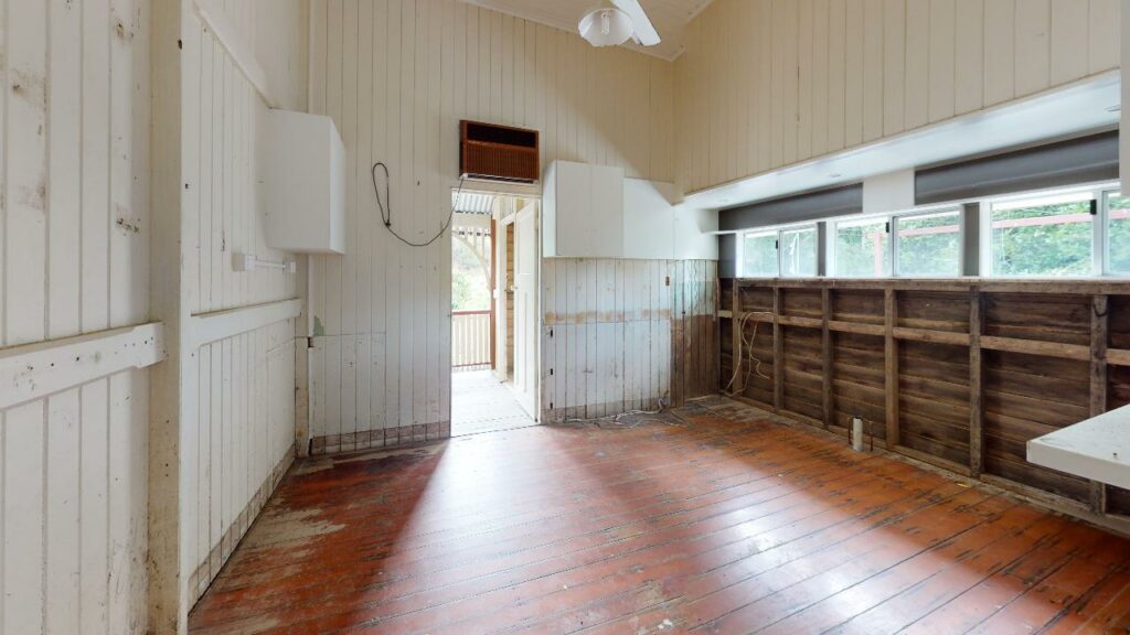 Westview Manor - Mackay & Sons