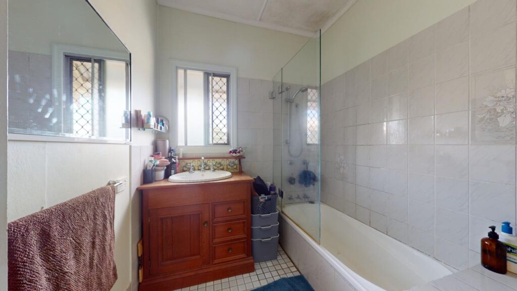 Ariel - Mackay & Sons