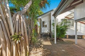 Sunridge Villa - Mackay & Sons